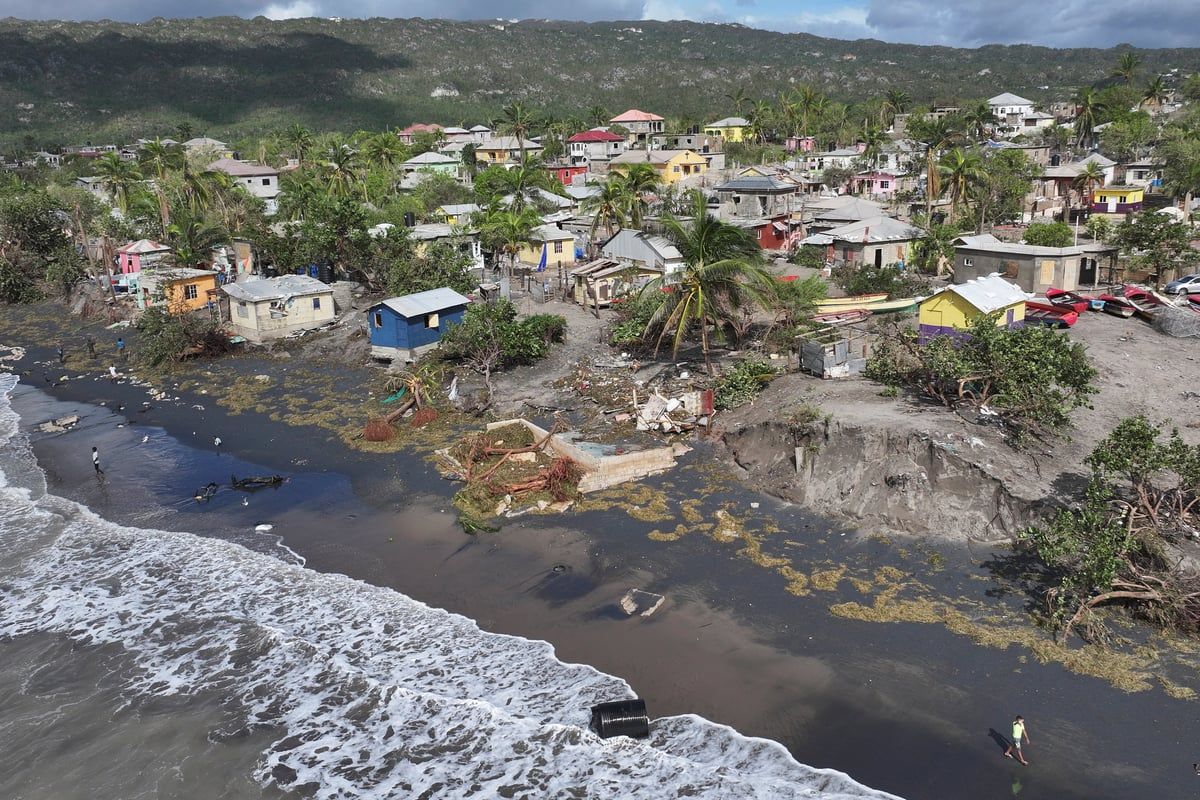 Shocking images show devastation Hurricane Melissa has…