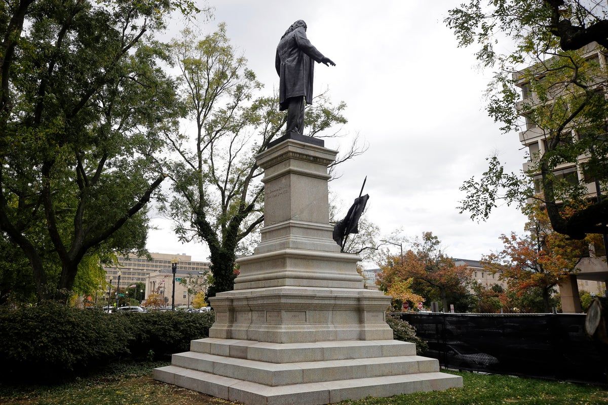 A Confederate statue is restored as part of Trump's…