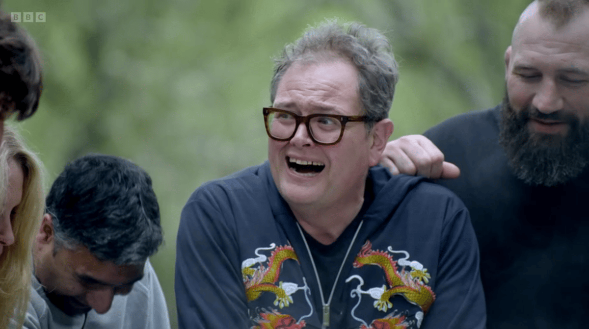 Alan Carr flees to the US ahead of Celebrity Traitors…