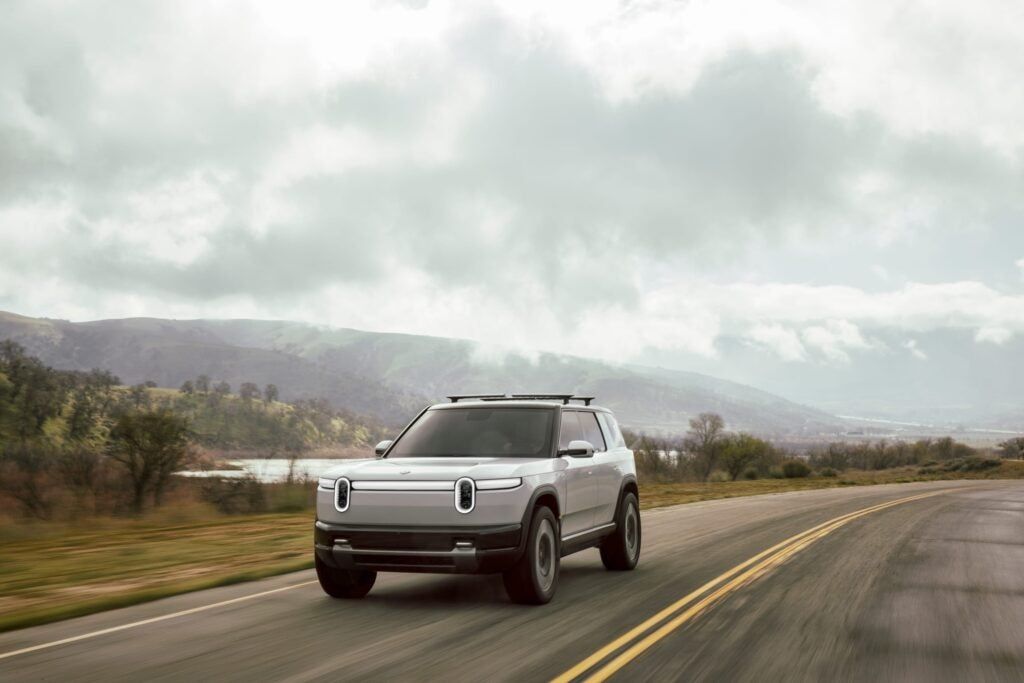 Rivian Q3 Preview: Deliveries Up 32%, Attention Turns…