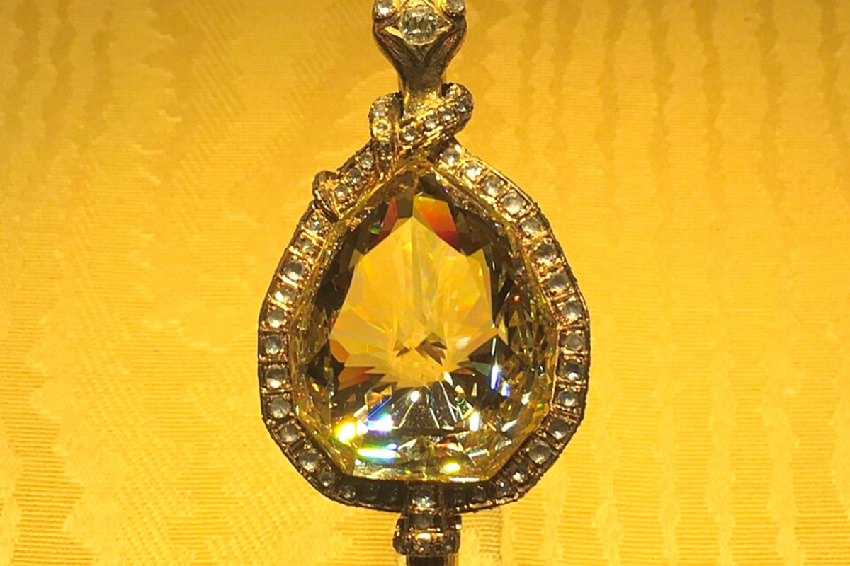 A 137-carat diamond hasn’t been seen in public since…