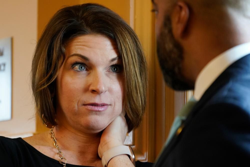 Virginia Republican who shared violent texts from…