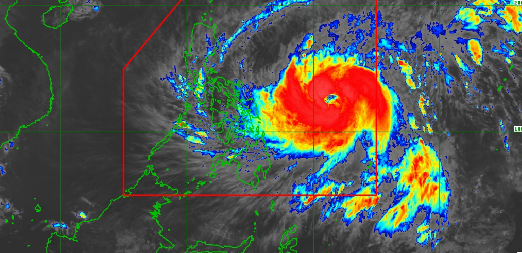 Super Typhoon Uwan Tracker: 'Monster Storm' Directly…