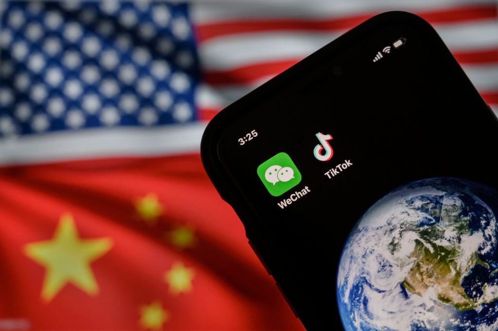 Apple Cashes In on WeChat; iPhone to Take Cut from…