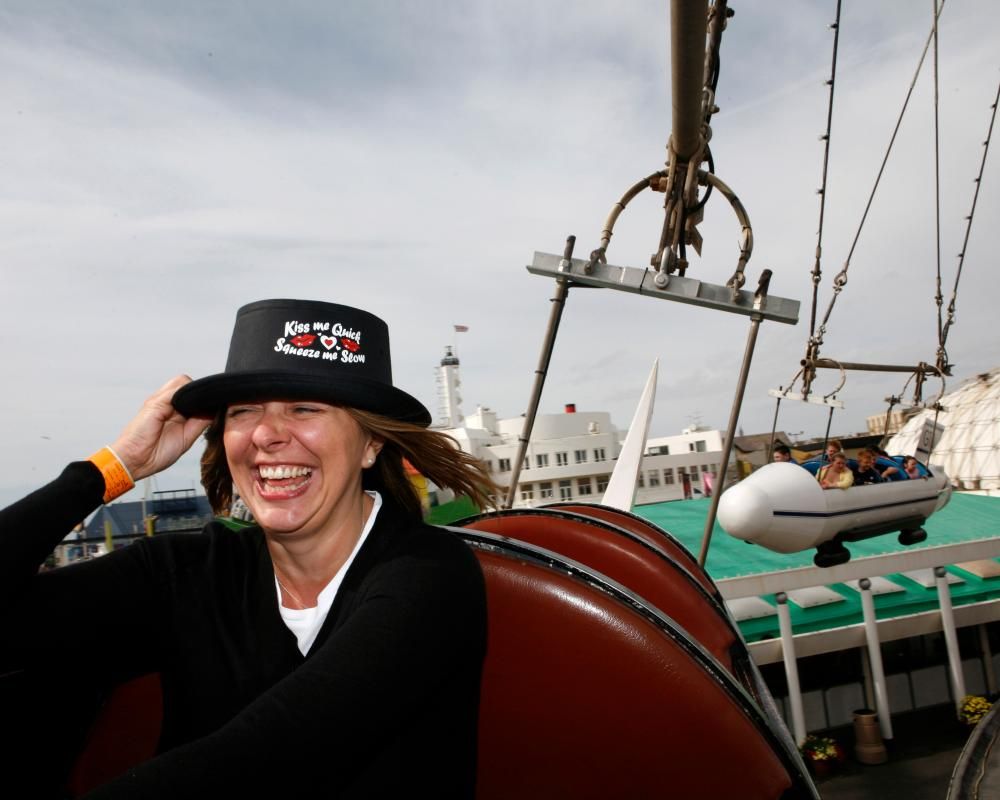 Tributes paid to ‘fearless and funny’ Observer…