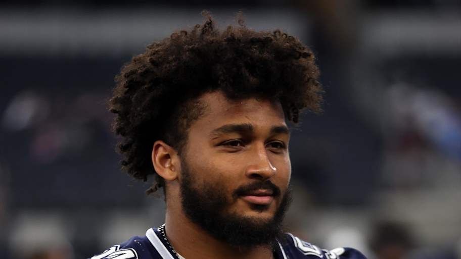 Sports Illustrated - How the Cowboys Honored Marshawn…