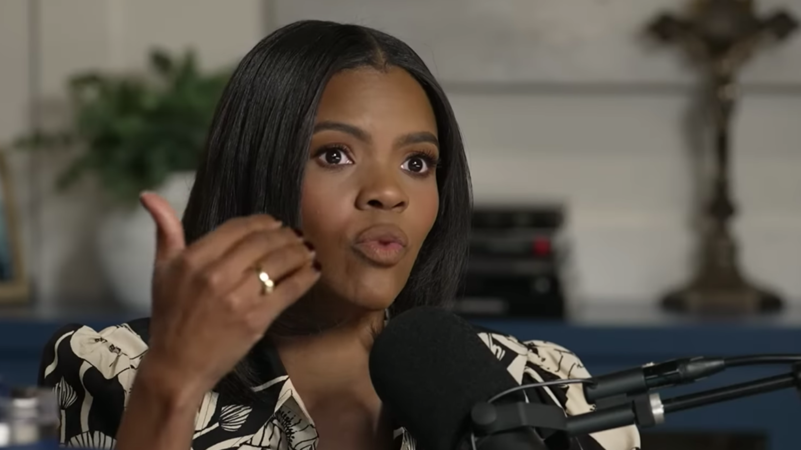 Candace Owens Reveals 'Suspicious' White Car Trailed…
