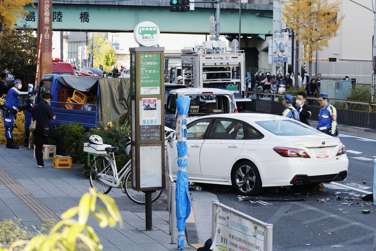 Driver arrested in Tokyo after car hits about 10…