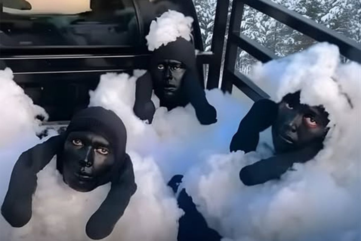 Three Men Disguised As 'Shaun The Sheep' Attempted to…