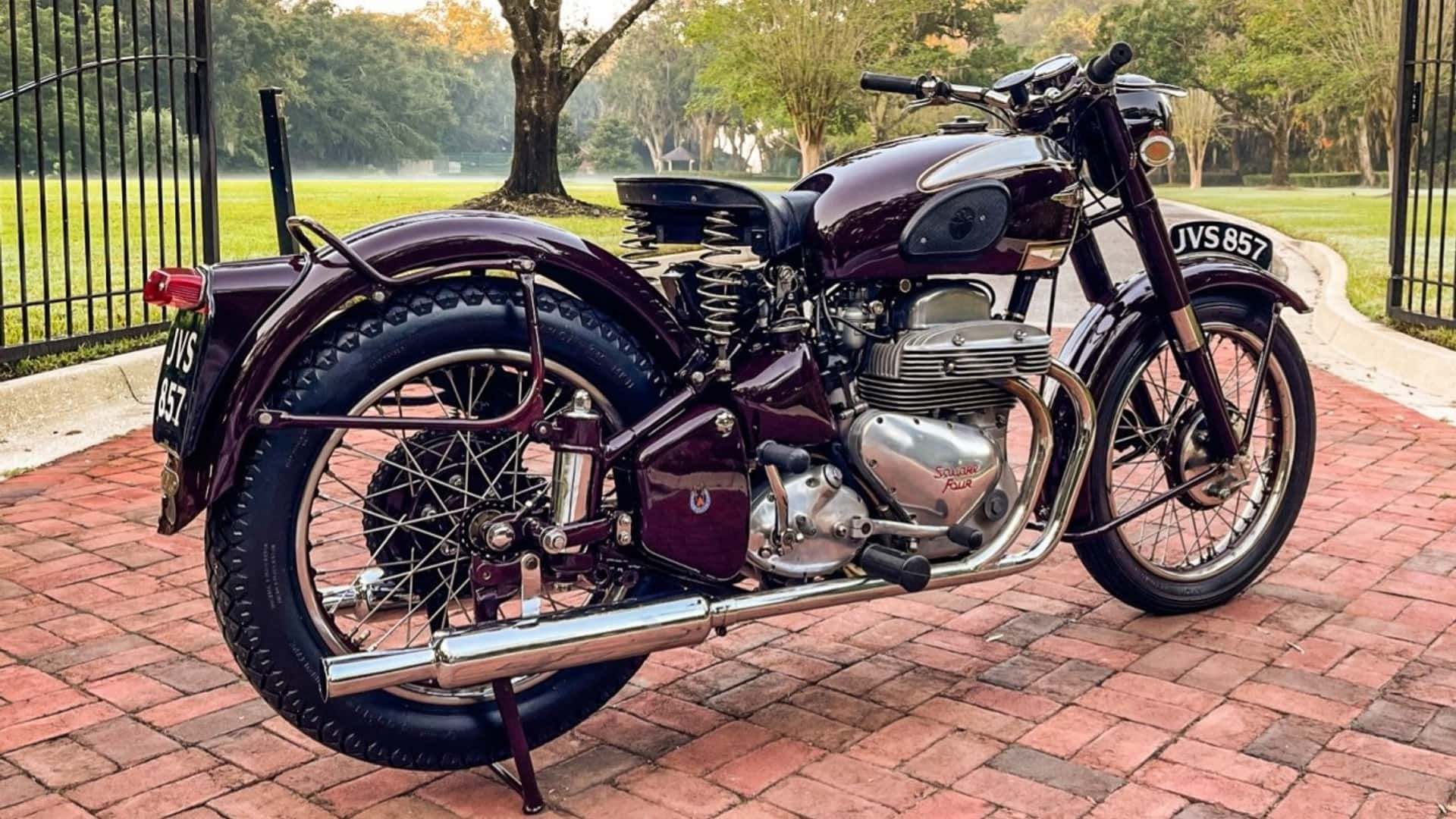 One of Ariel's Weird and Wild Square-Engine…