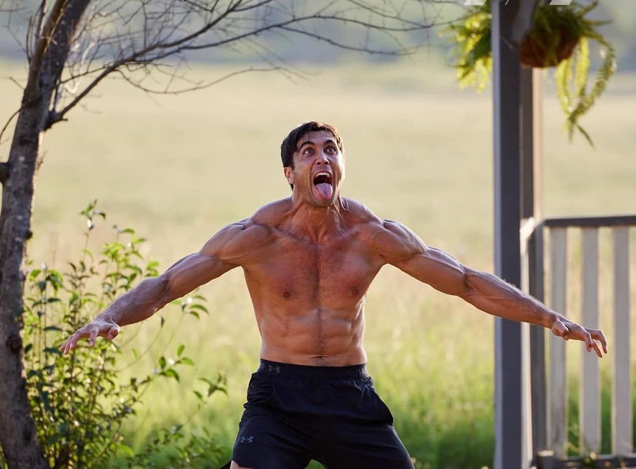 Ethan Browne From 'Raising Helen,' Dies at 52 in…