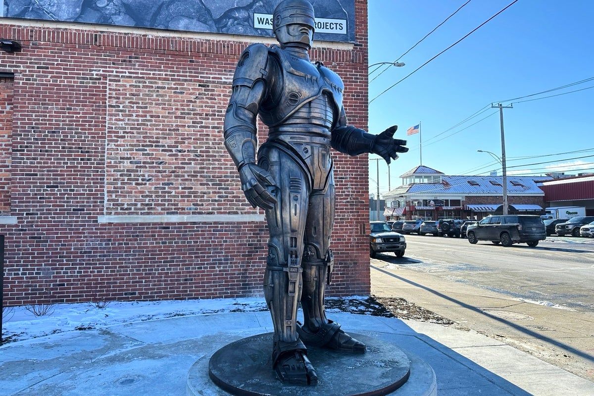 Long-awaited statue of legendary robotic hero unveiled