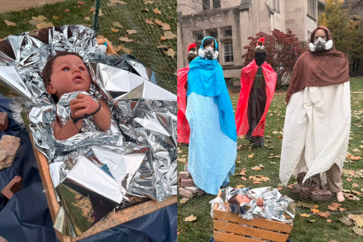 Illinois Church Nativity Scene Shows Baby Jesus in Zip…