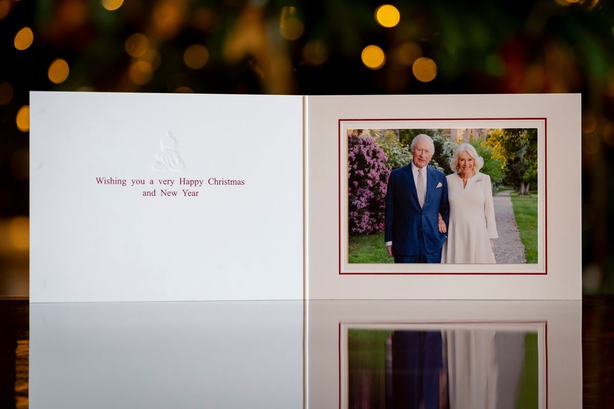 King and Queen’s Christmas card features 20th wedding…