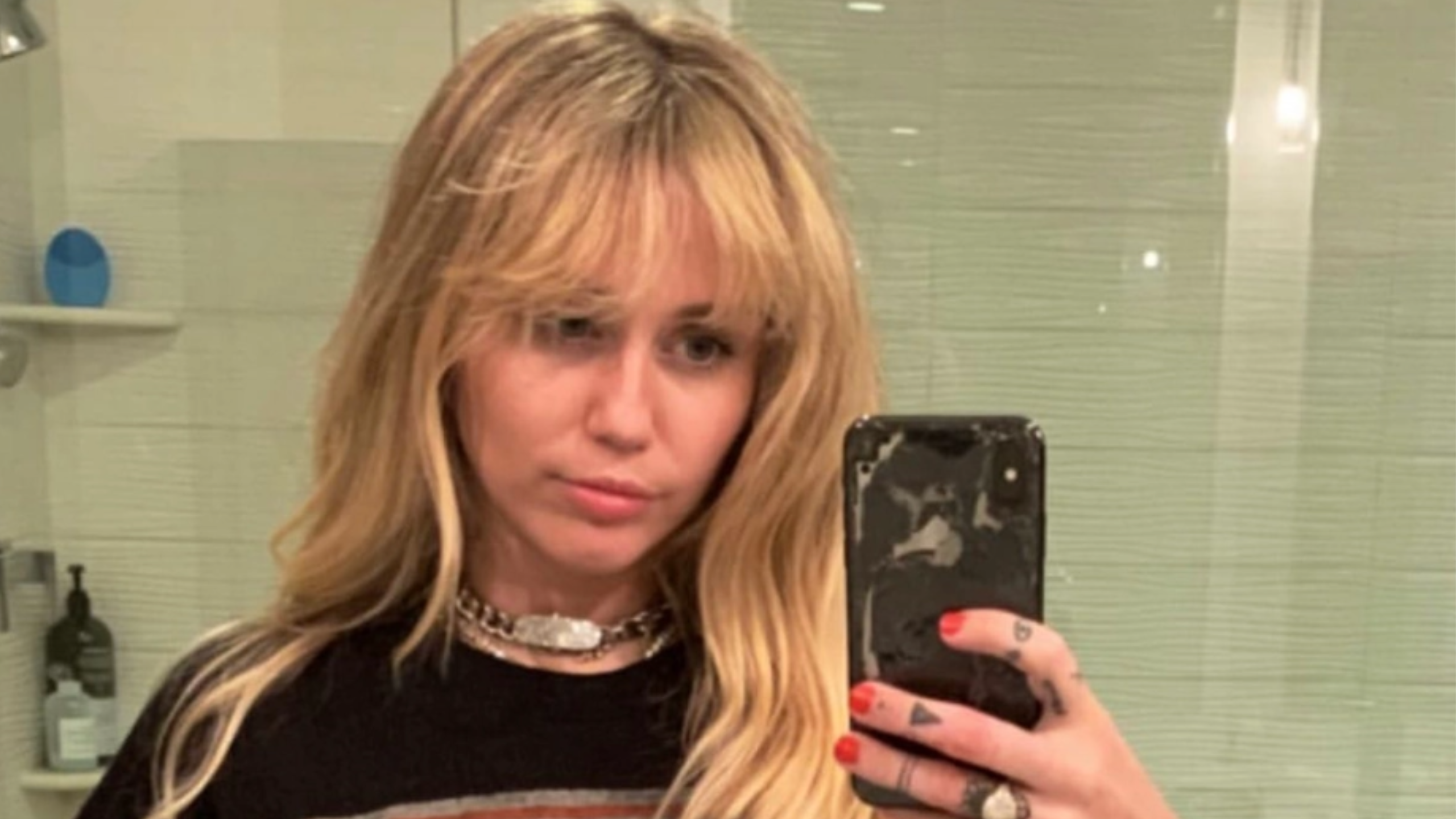 'She's Always Gonna Keep the Show Going': Miley Cyrus…