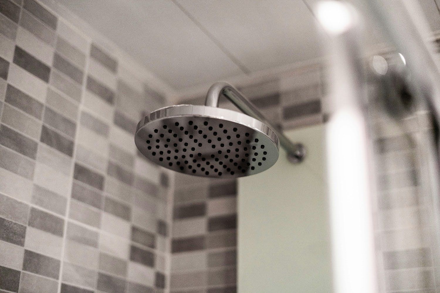 Top Signs Your Bathroom Needs Regrouting: A Perth…