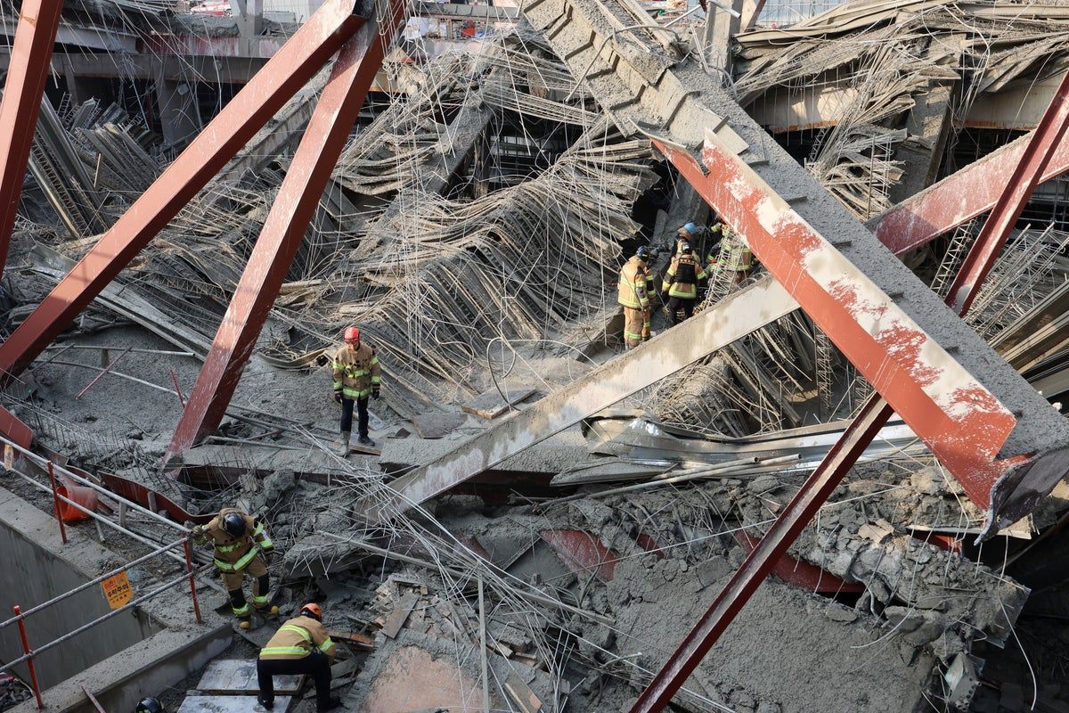 Library under construction in South Korea collapses,…