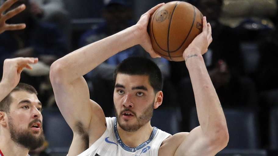 Sports Illustrated - Grizzlies Star Zach Edey to Miss…