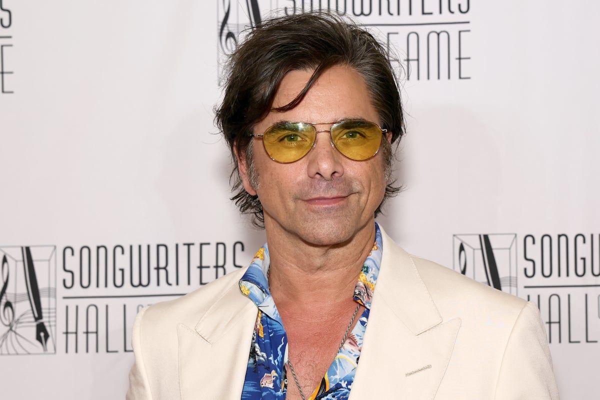 John Stamos reveals wife’s six-word response to his…