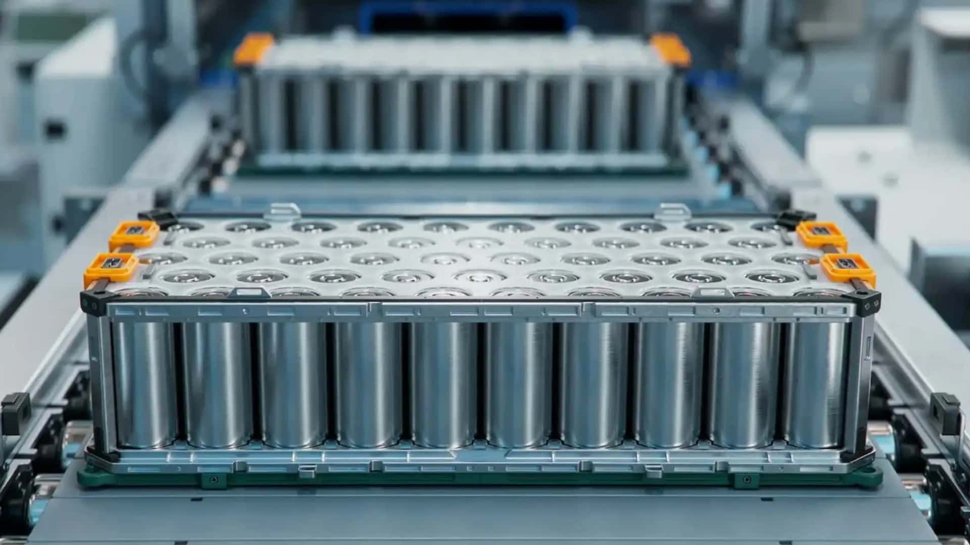 Could This New Silicone Anode Battery Tech Actually…