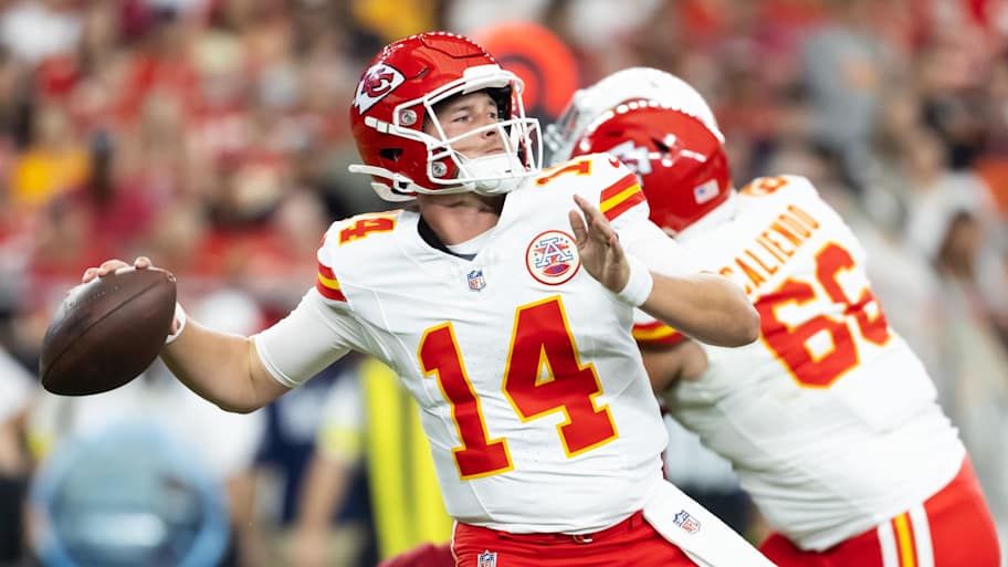 Sports Illustrated - Three Quarterbacks Chiefs Could…