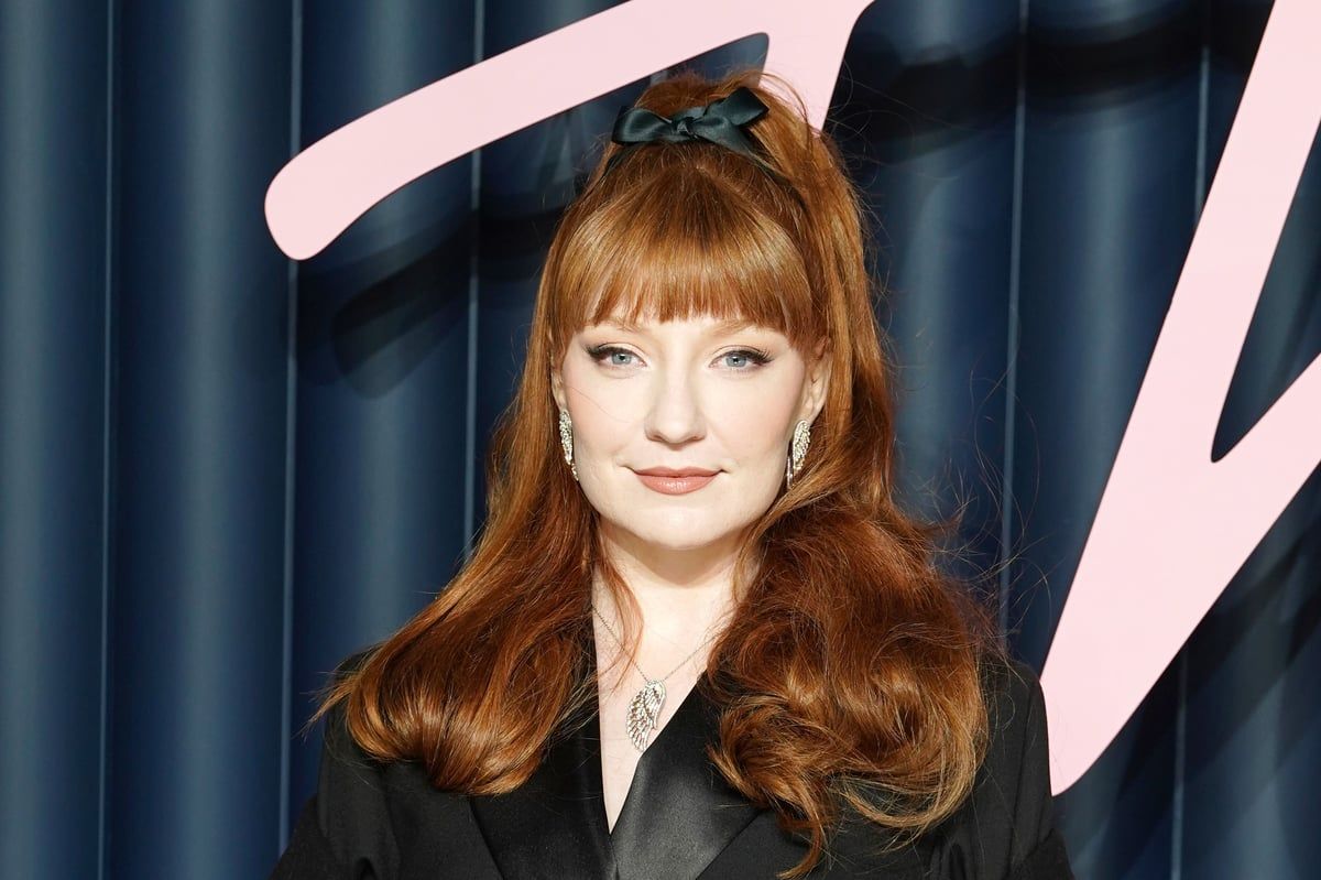 Girls Aloud singer Nicola Roberts announces she is…