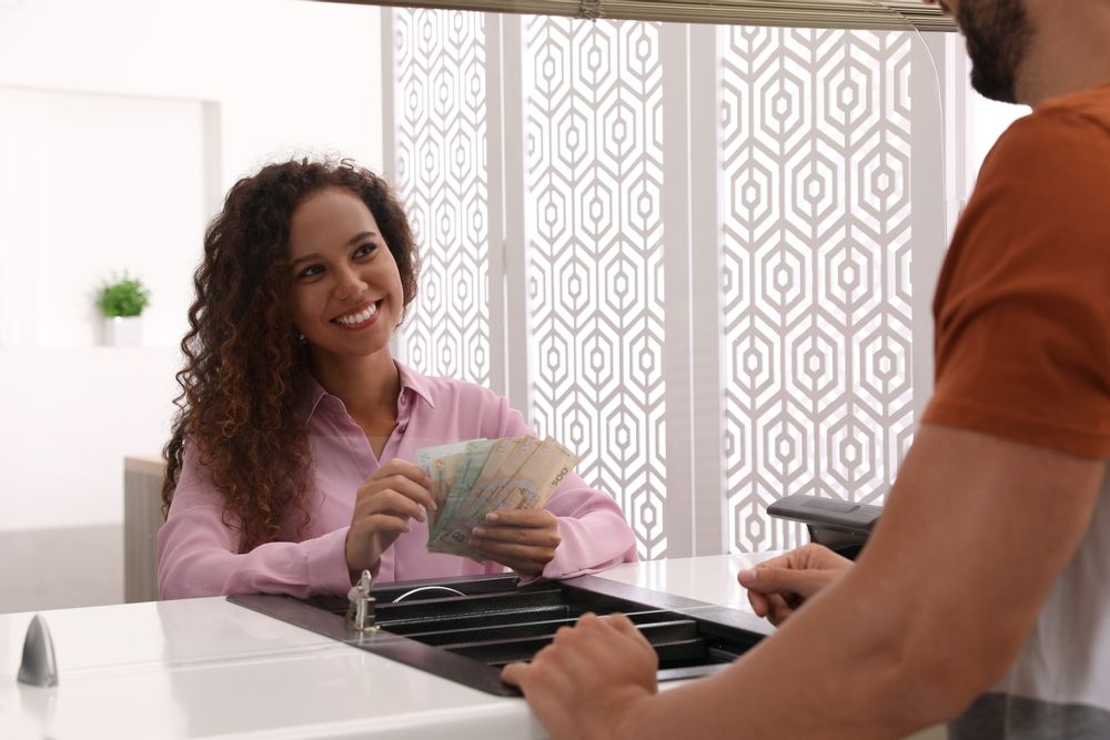 Are Banks Open on New Year’s Eve?