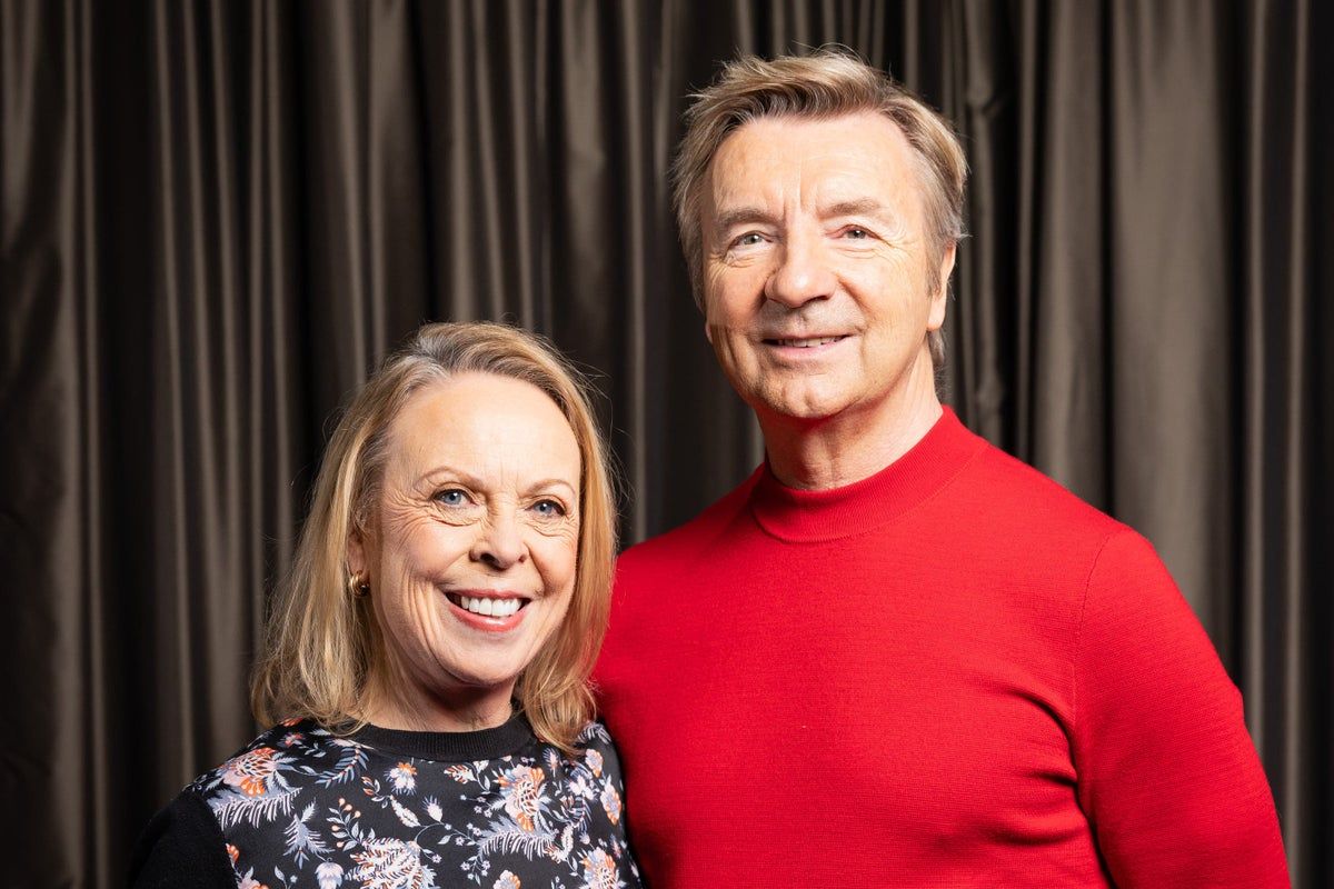 Jayne Torvill and Idris Elba among NYE honourees