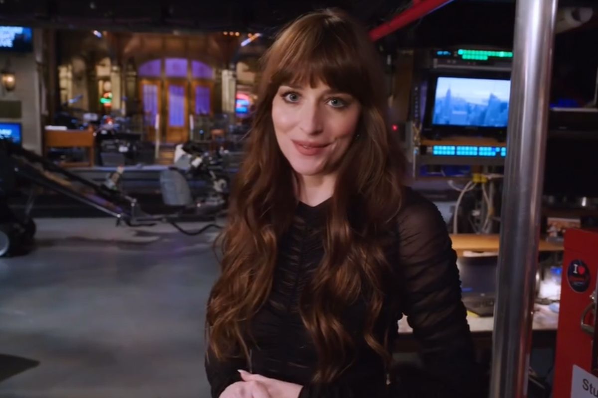 Dakota Johnson Boyfriend Rumours Swirl After Cozy…