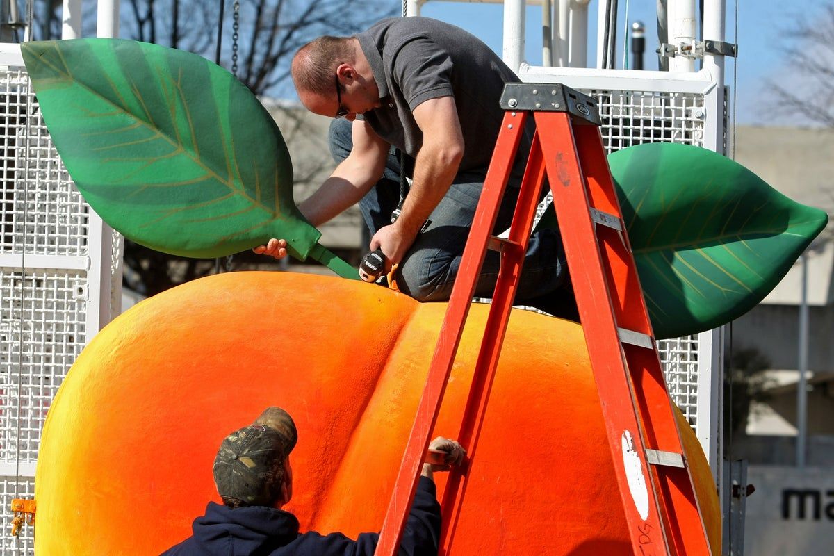 Where are the wackiest New Year's Eve drops in the US?