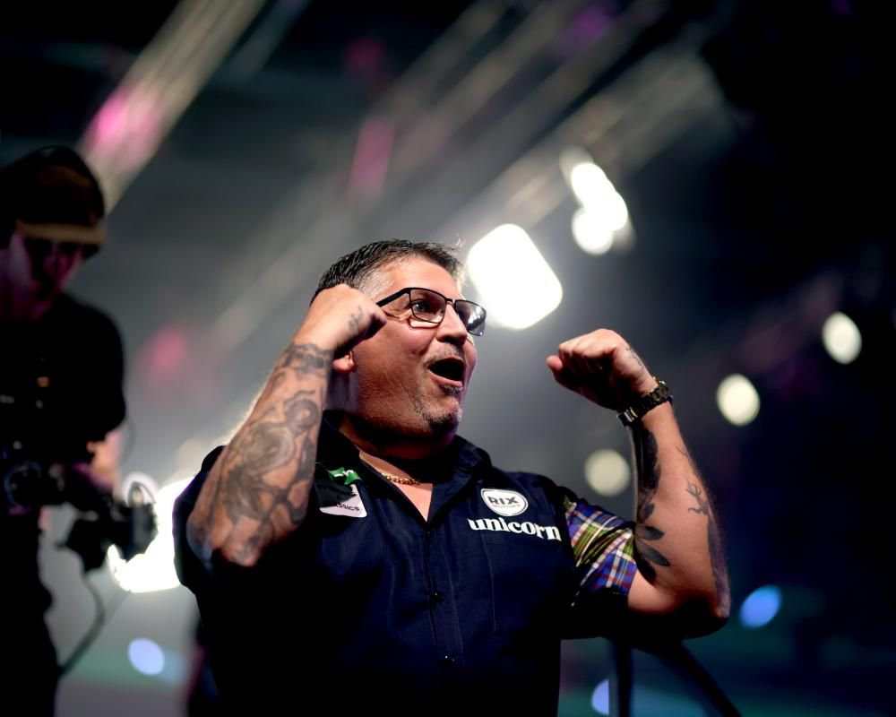 Glorious Gary Anderson revels in his remarkable…