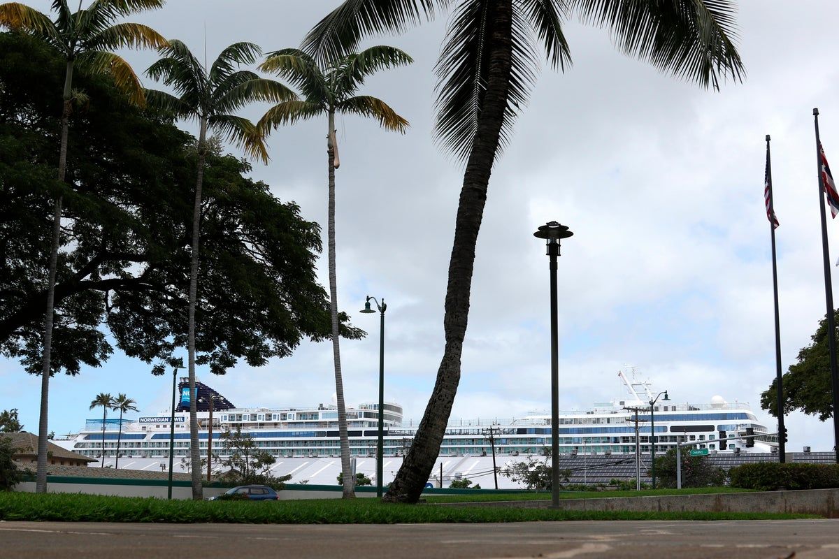 Federal ruling blocks Hawaii's climate change tourist…
