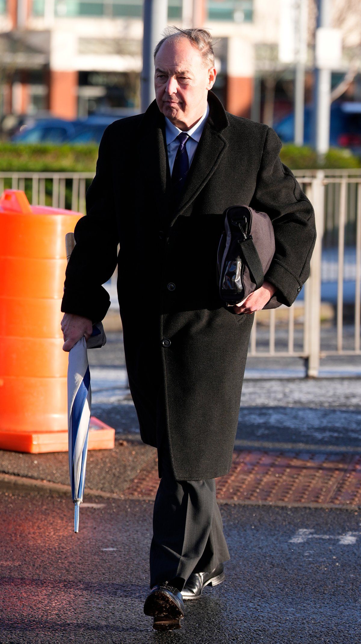 'Fake Admiral' fined £500 for dressing up in Royal…