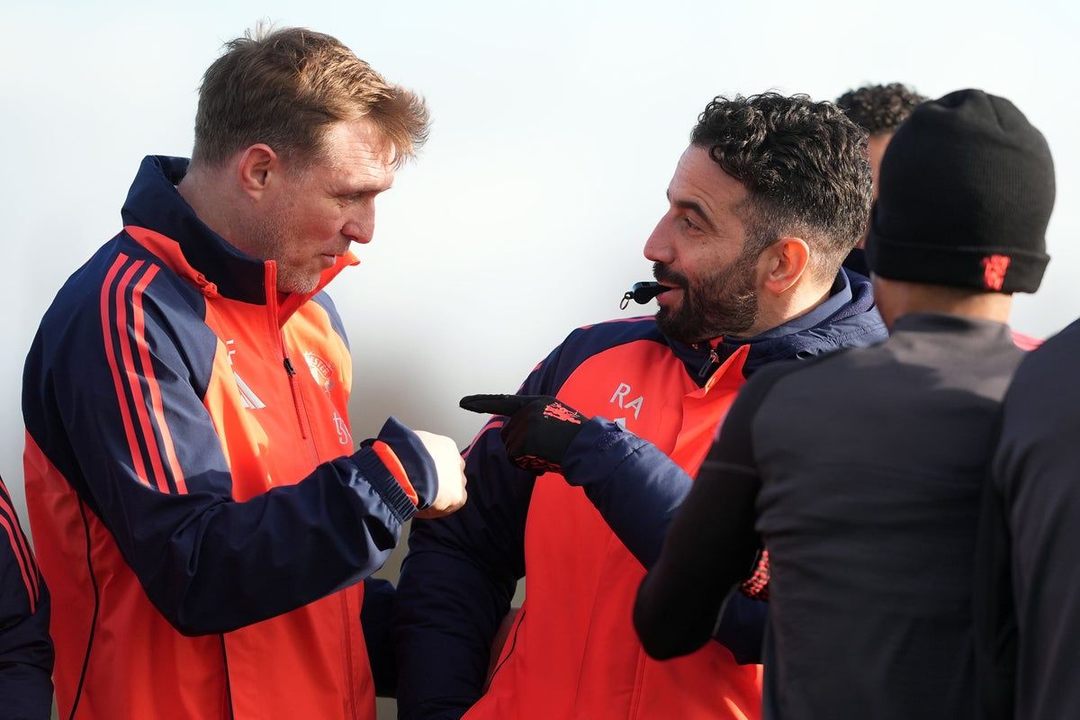 Darren Fletcher gets first taste of management as Man…