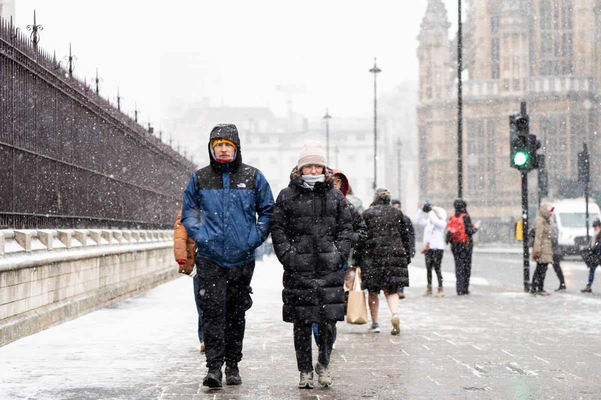 London sees snowfall as storm threatens more snow for…