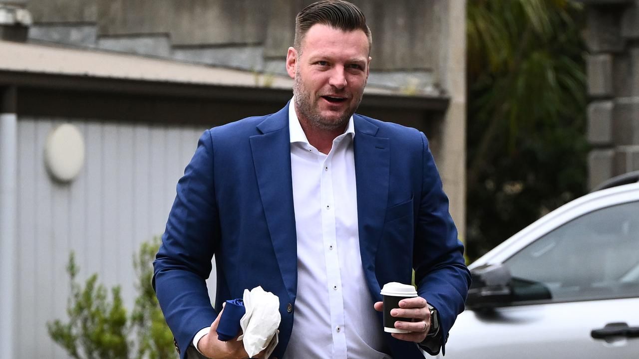 Star Liberal MP to officially step down next month