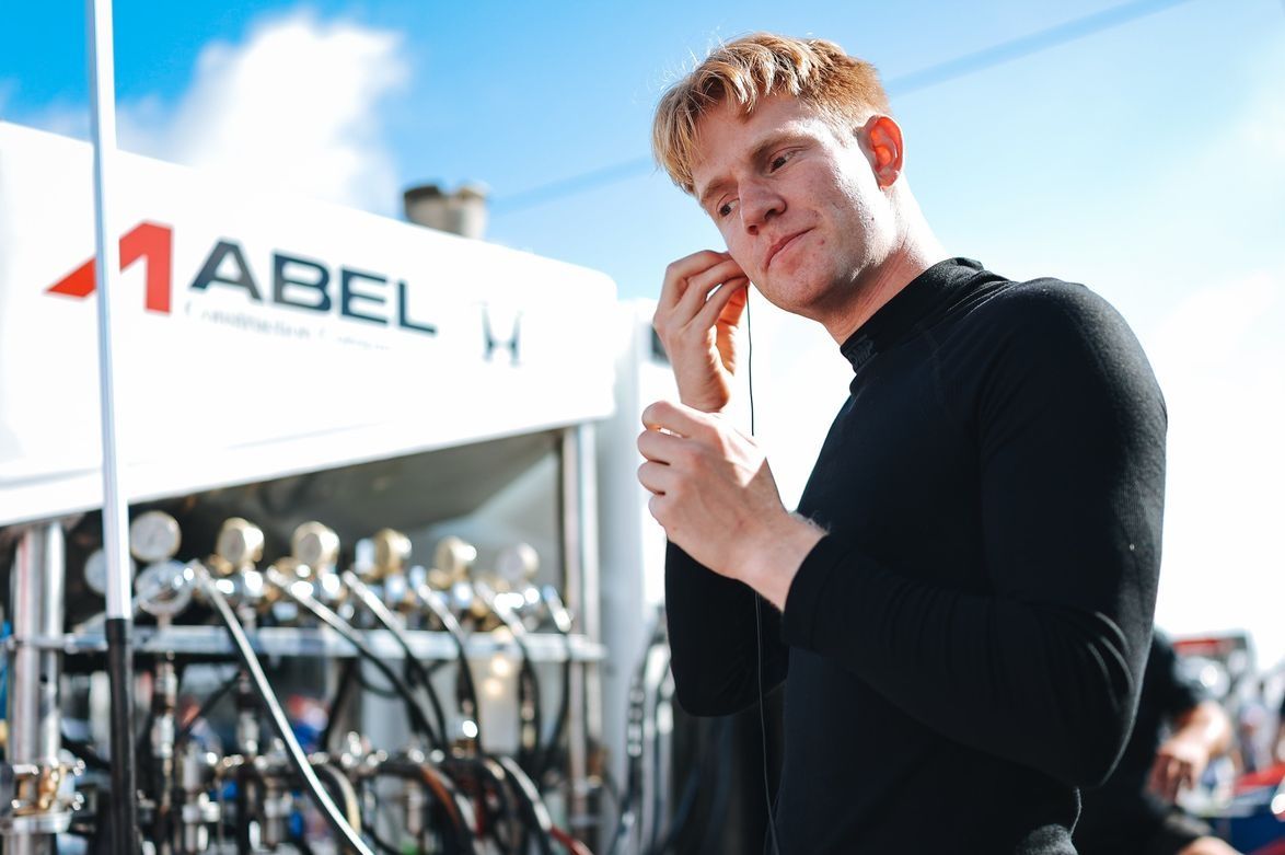 Jacob Abel running endurance rounds with Era…