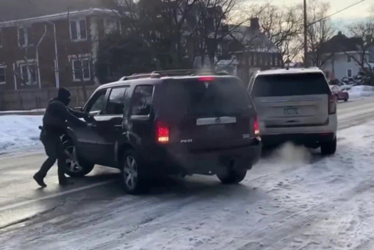 What we know about Jonathan Ross, the ICE officer who…