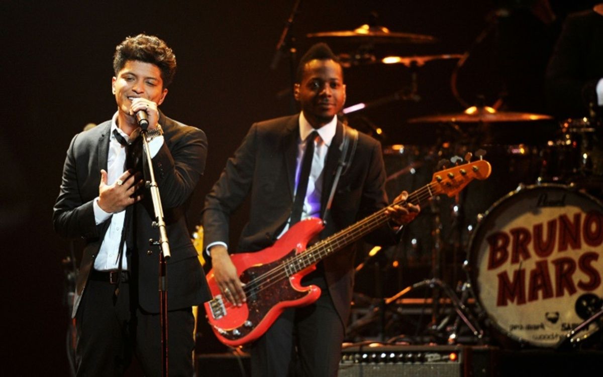 Bruno Mars' First Tour in a Decade Heads to the UK in…