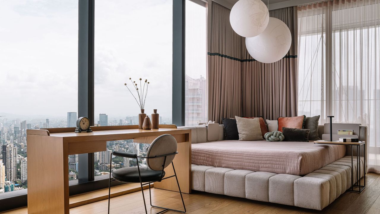 This Small Bedroom Layout Will Make Your Space 'Feel…