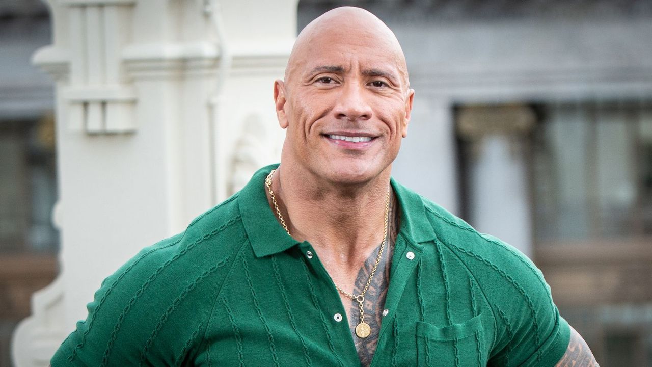 Dwayne ‘The Rock’ Johnson’s Dining Room Features One…