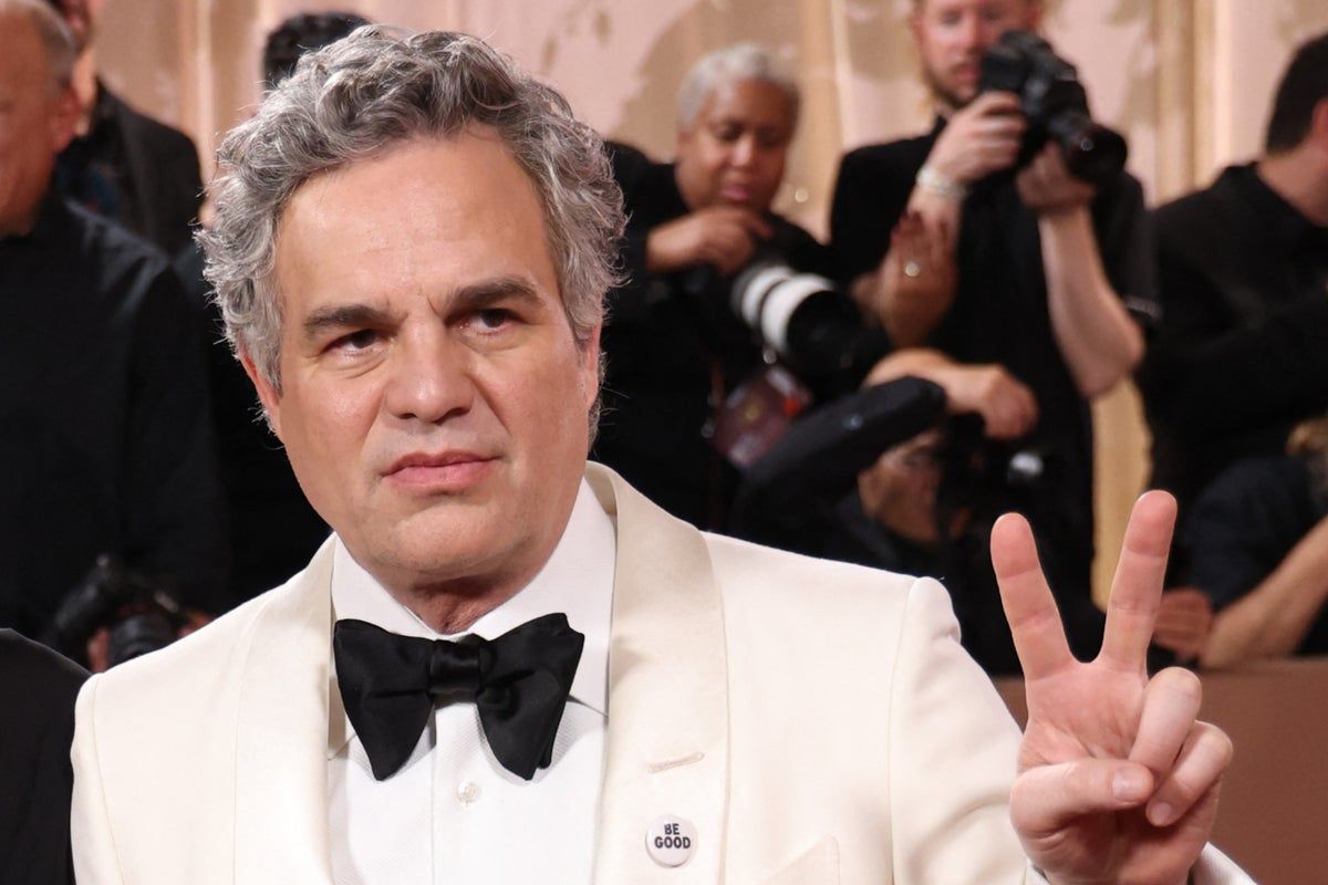 Mark Ruffalo blasts Trump as ‘worst human being’ and…