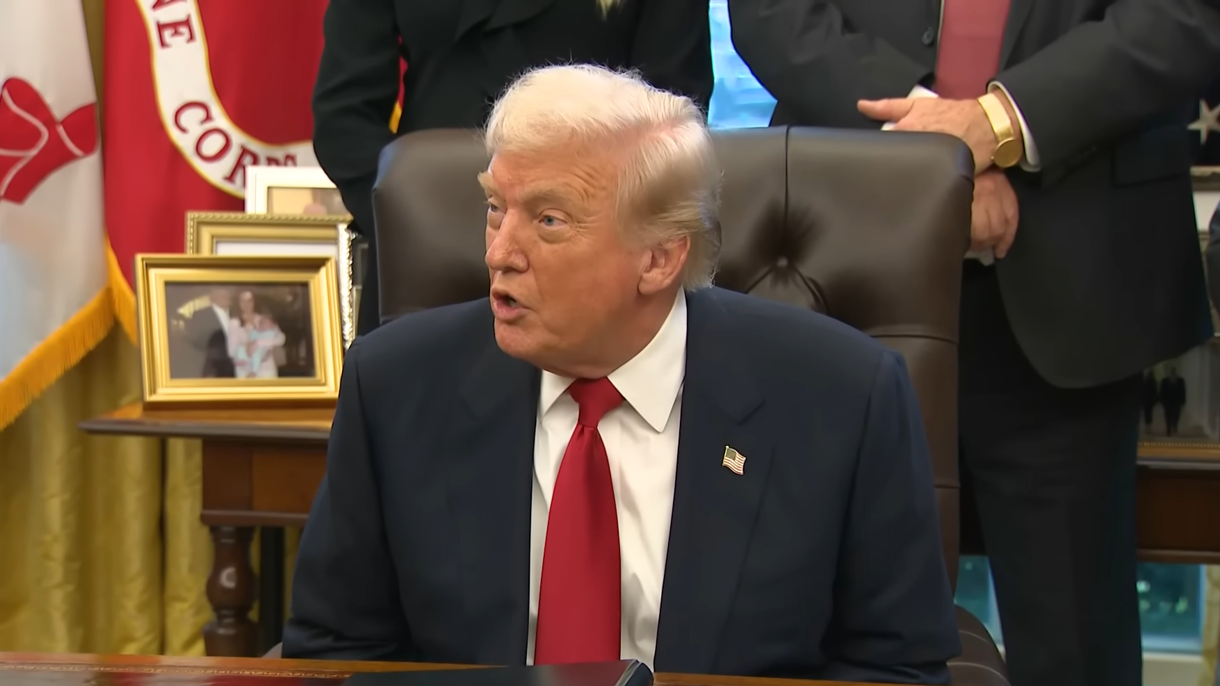 Trump Hints $2,000 Tariff Rebate Cheques Could Land…