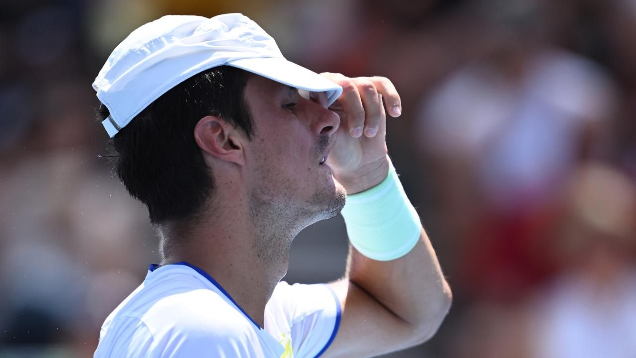 Tomic's Australian Open hopes end in qualifying loss