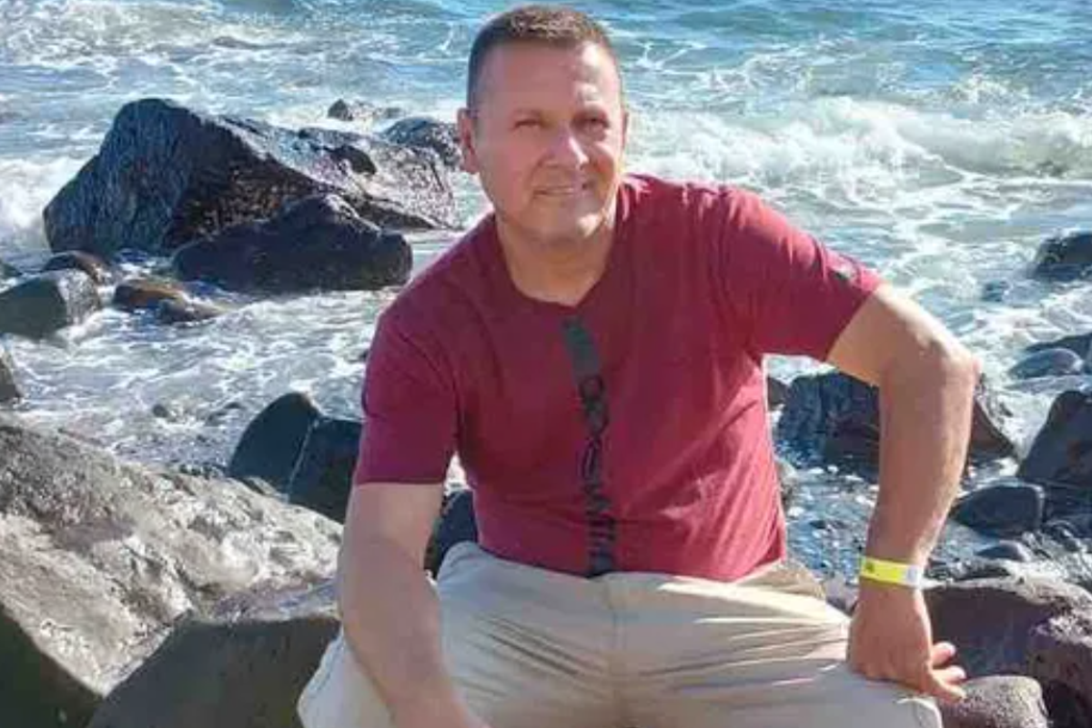 Worker dies after getting trapped in chemical mixer at…