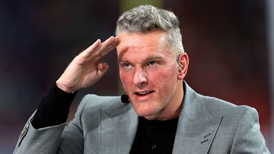 Sports Illustrated - Pat McAfee Surprises USMNT Star…