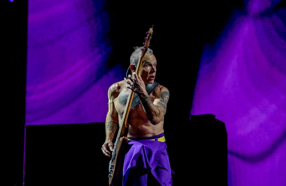 Red Hot Chili Peppers star Flea announces debut solo…