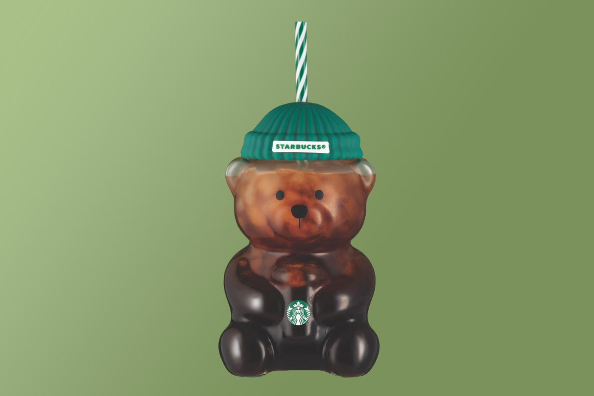 Starbucks’s viral bear coffee cup has finally come to…