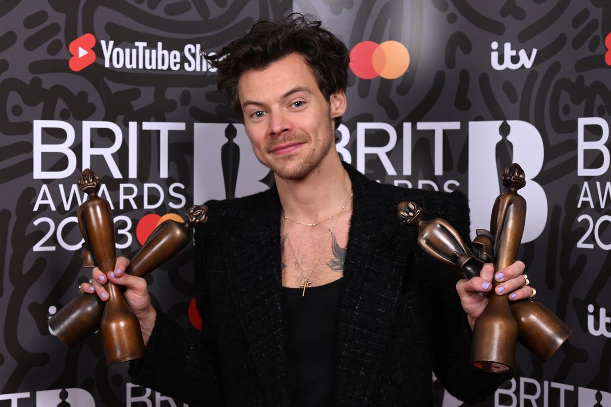 Harry Styles drops another clue he’s releasing new…