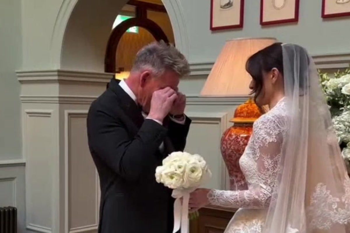 Emotional Gordon Ramsay gives daughter Holly away in…